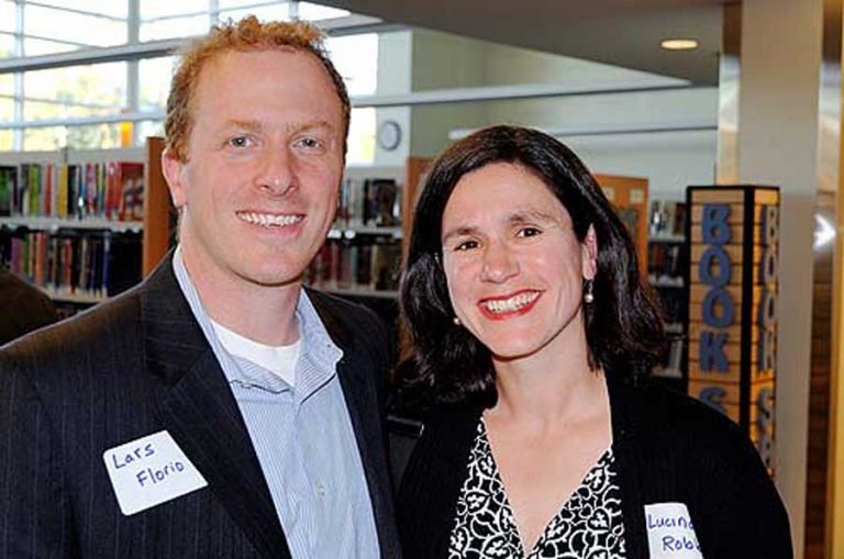 What You May Not Know About Lucinda Desha Robb - LucyKingdom