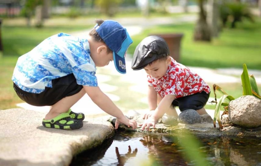 5 Benefits Of Outdoor Play For Kids - LucyKingdom